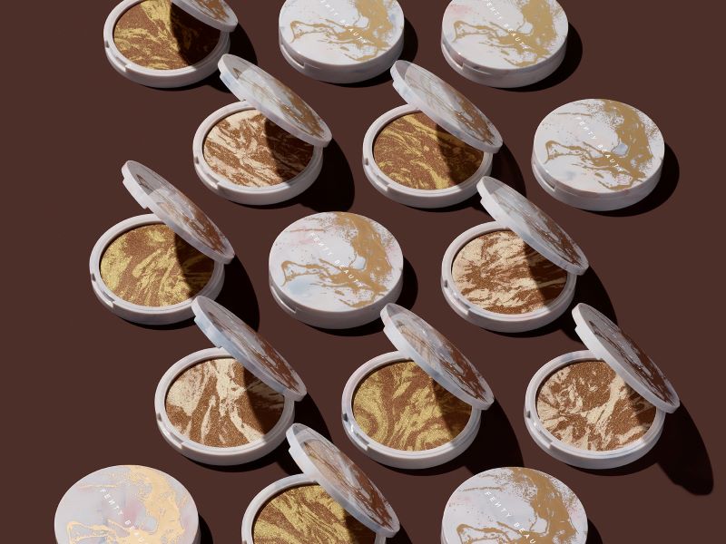 Édition limitée : la "Toast'd Swirl Bronze Shimmer Powder" Fenty Beauty