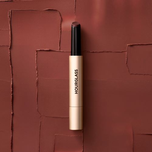 Le "Phantom Blur Balm", une innovation lèvres signée Hourglass